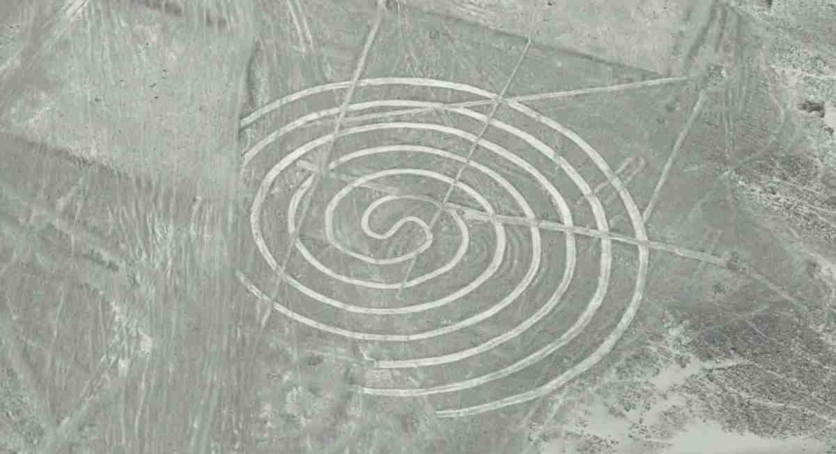 Etchings in the Sand: A Visit to the Nazca Lines in Peru | Intrepid Rover